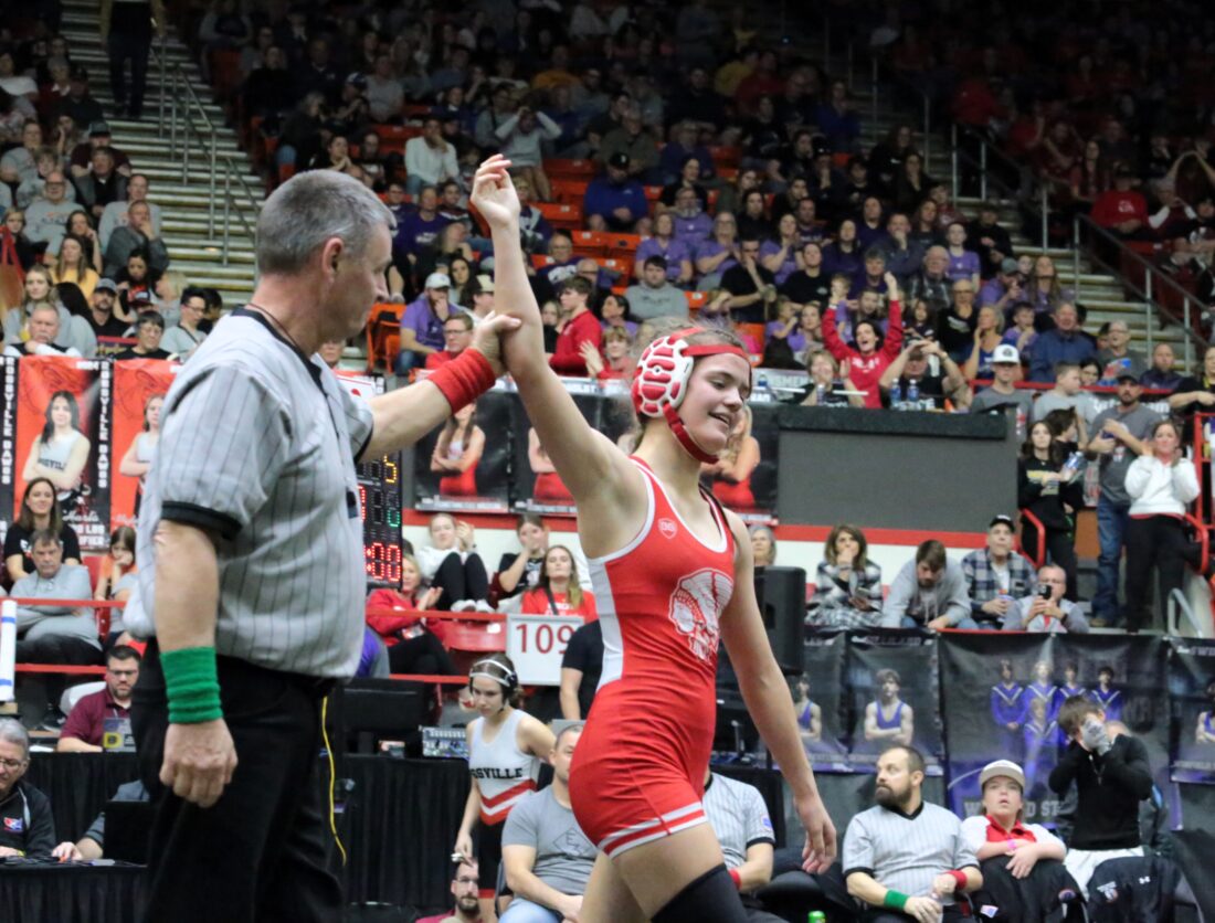 Tonganoxie girls wrestling opens year as preseason No. 1 | News, Sports ...